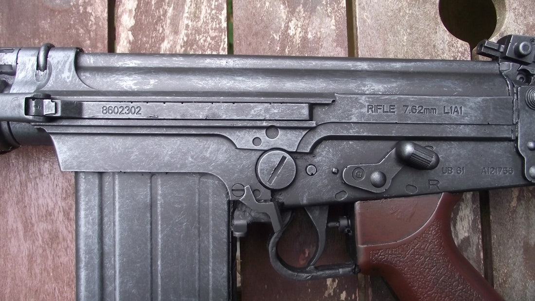 L1A1 Self-Loading Rifle, rubber rifle – Shoot & Scoot